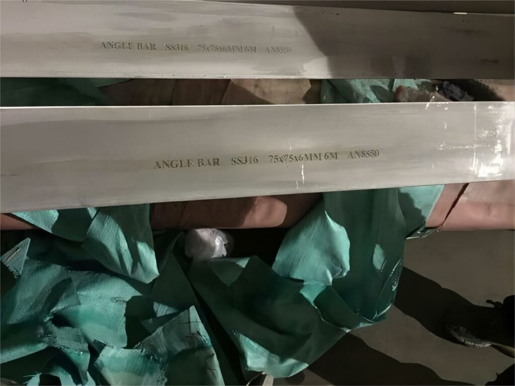SS316 Angle Bar AN 8550 - alloyworld